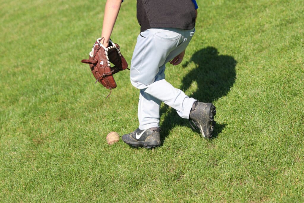 Outfield Drills for Youth Baseball: A Step-by-Step Practice Guide - GoRout