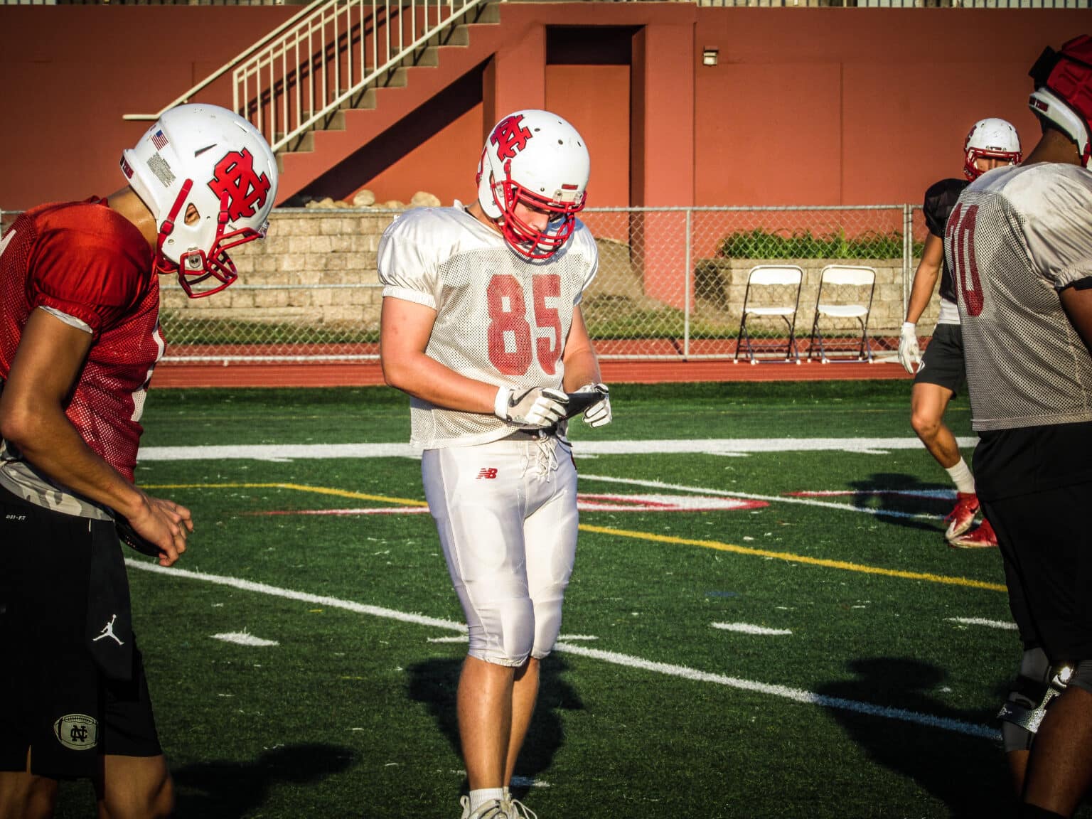 Football Coach Hand Signals: History, Tips and Digital Alternatives ...