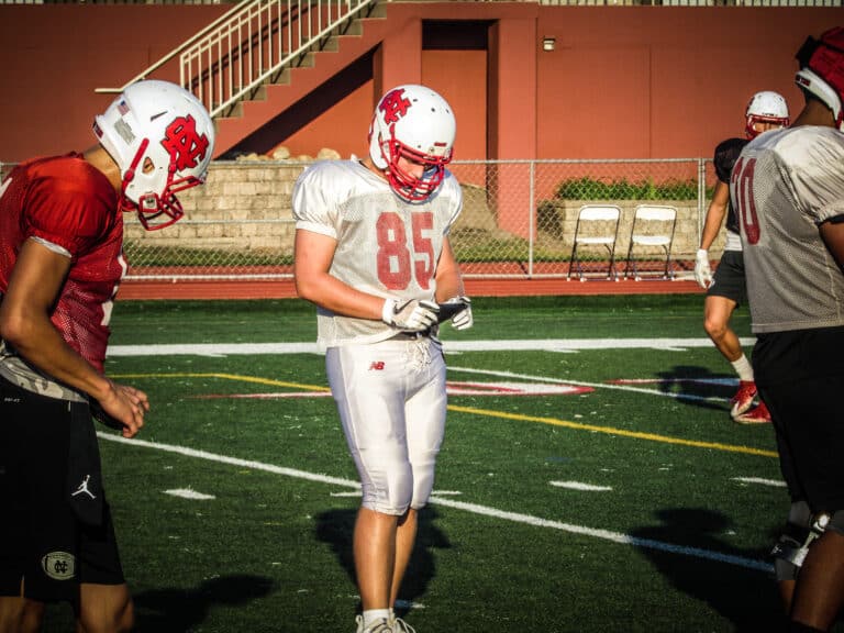 Football Coach Hand Signals: History, Tips and Digital Alternatives ...