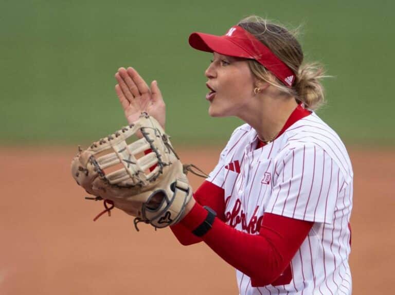 Softball Coaching: Tips, Tools and Strategies for Success - GoRout