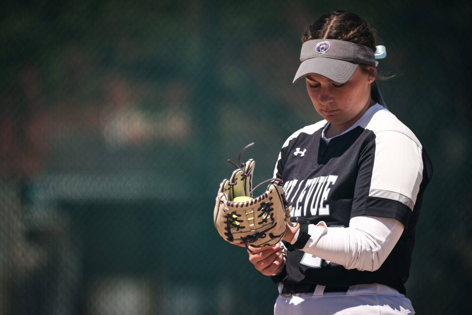 Softball Pitch Types: The Ultimate Guide - GoRout