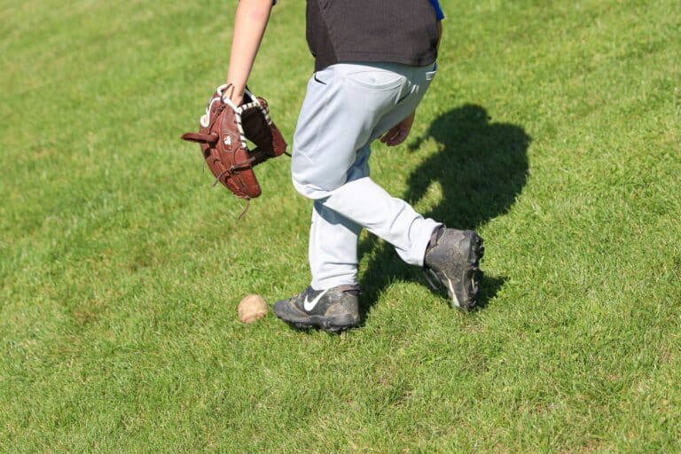 Outfield Drills for Youth Baseball: The Complete Coach's Guide - GoRout