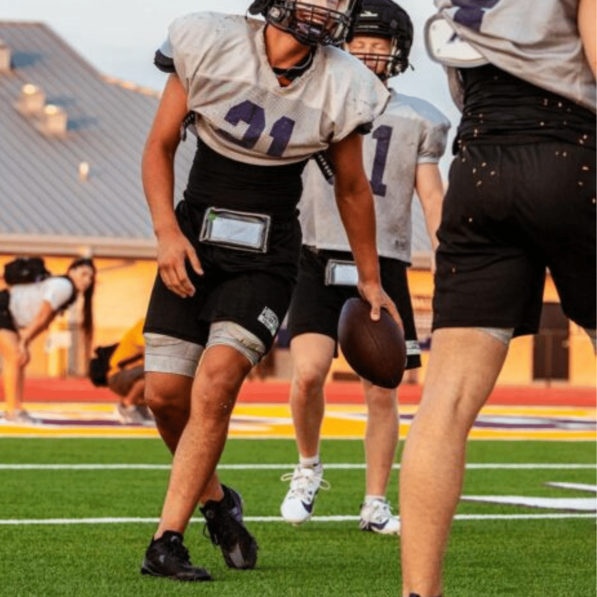 Football Coach Hand Signals: History, Tips and Digital Alternatives ...